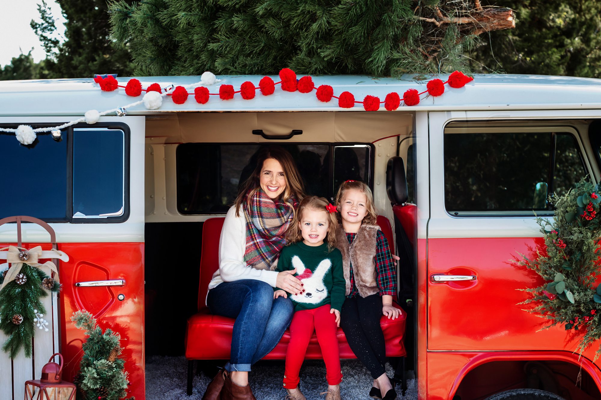 VW Bus Holiday Photos | Lindsay Herkert Photo Co